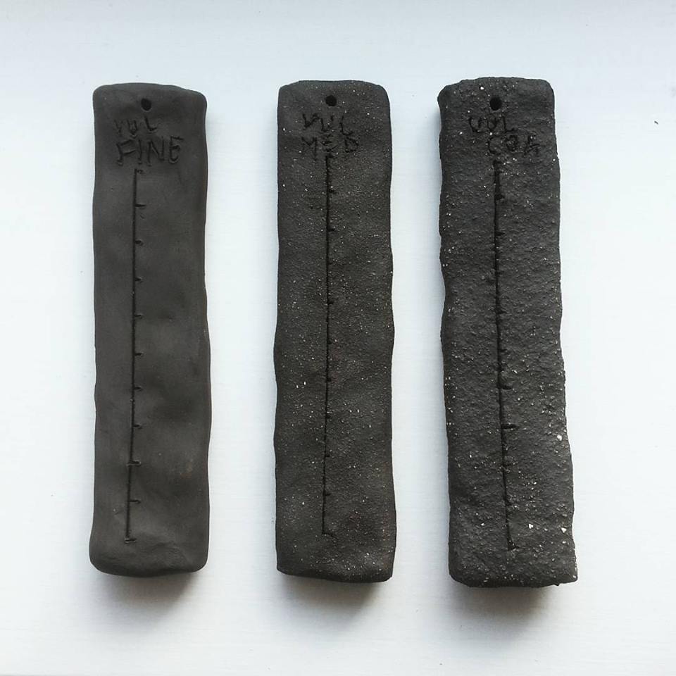 Vulcan black clay – Nice Pear Ceramics